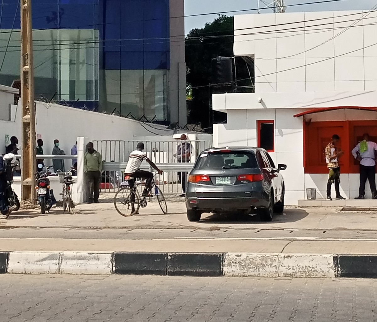 Details As UBA Scores High Marks On Handling Of Crowd At Its Branches ...